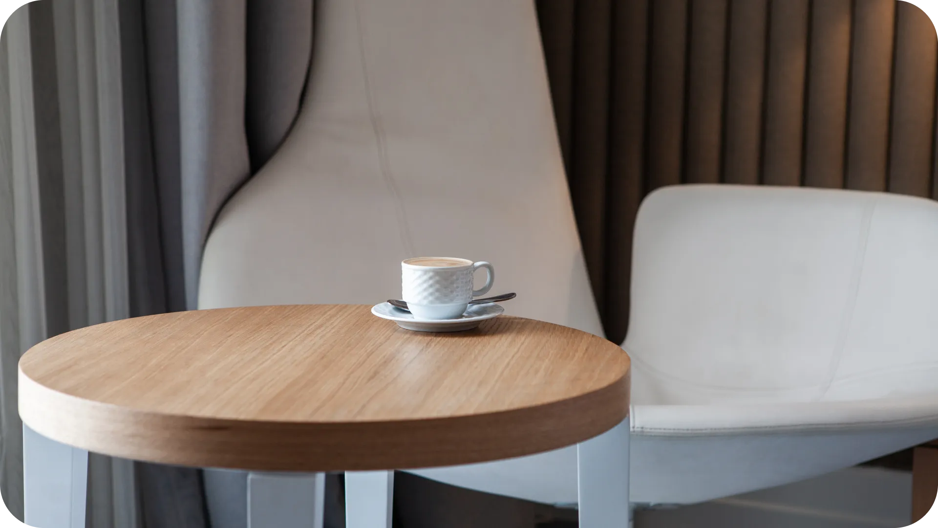 How to Style Your Home with a Minimalist Coffee Table | Miracle Interiors